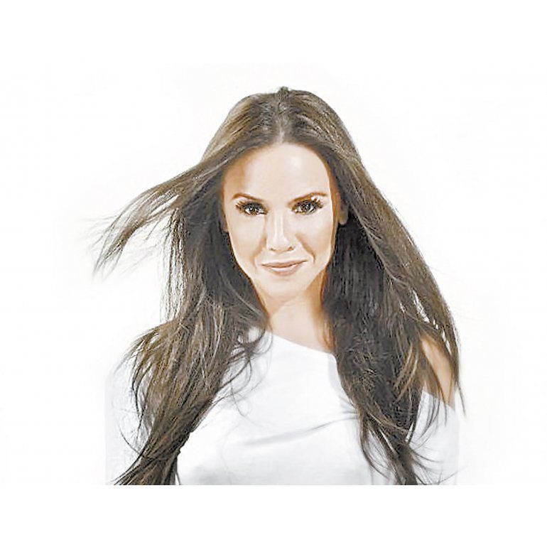 Laura Miller: Vi un OVNI con mi telescopio