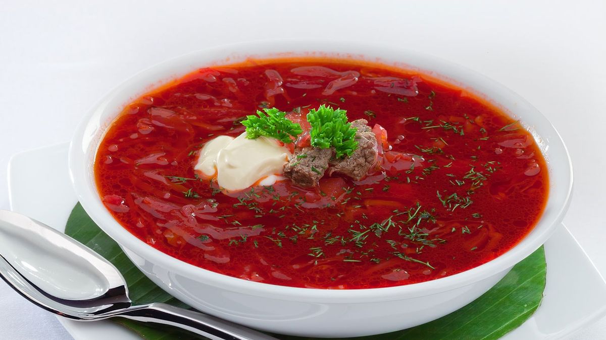 Fácil y rico: borsh, la sopa rusa para enfrentar el frío