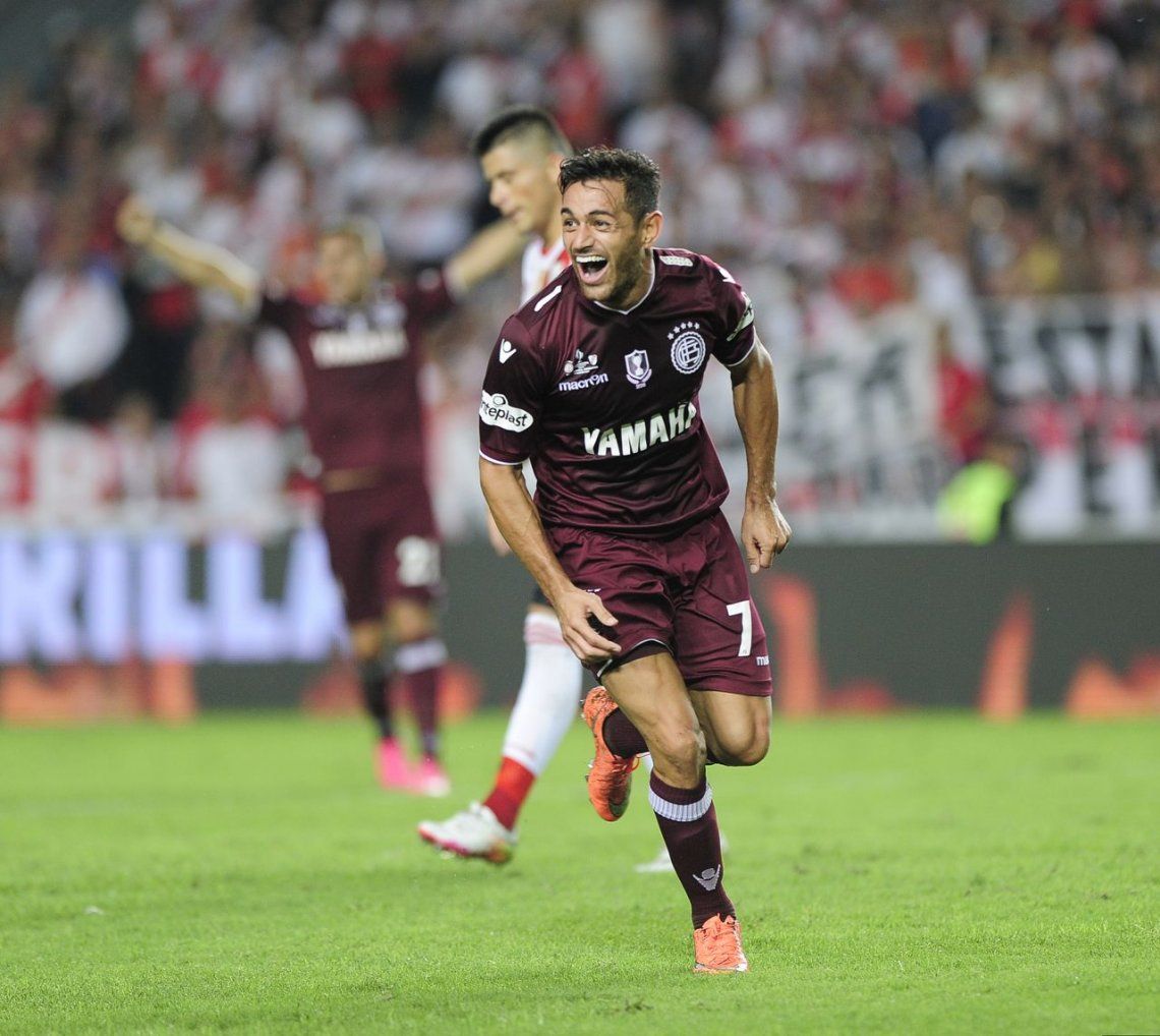 Todas las fotos de Lanús campeón de la Supercopa Argentina