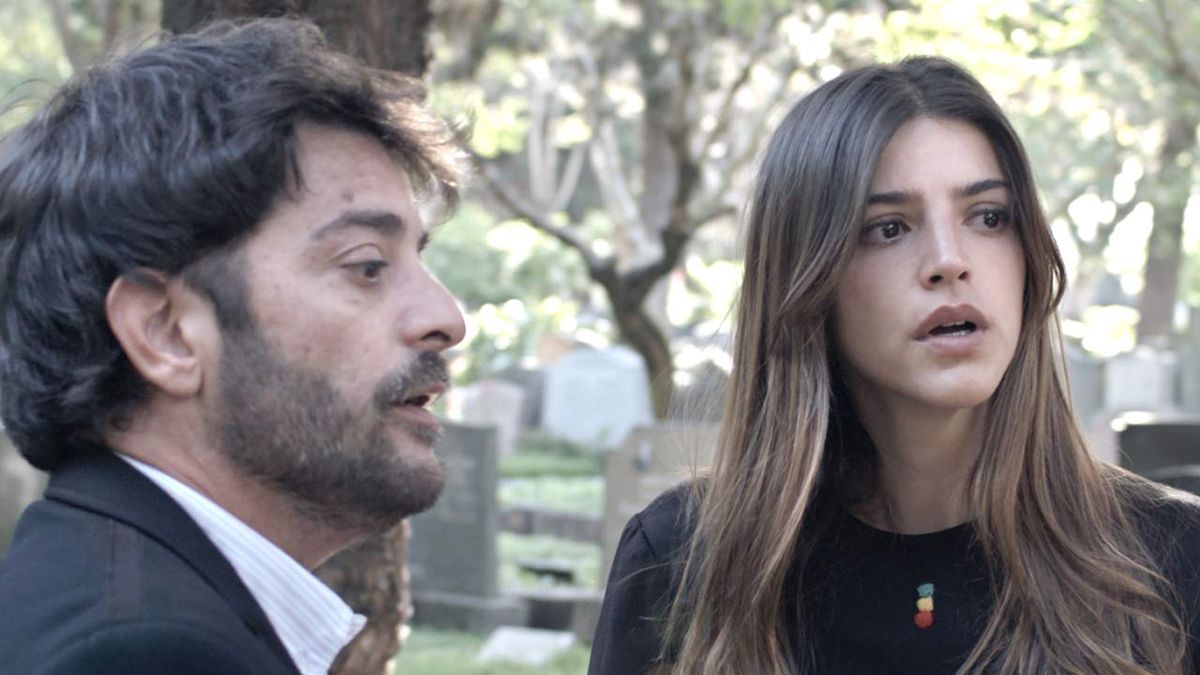 Llegó el trailer de la nueva película de Calu Rivero y Pablo Rago, El ...